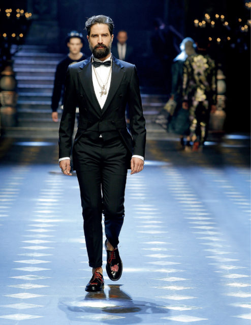 SMOKING IS BACK! - Mens Arena